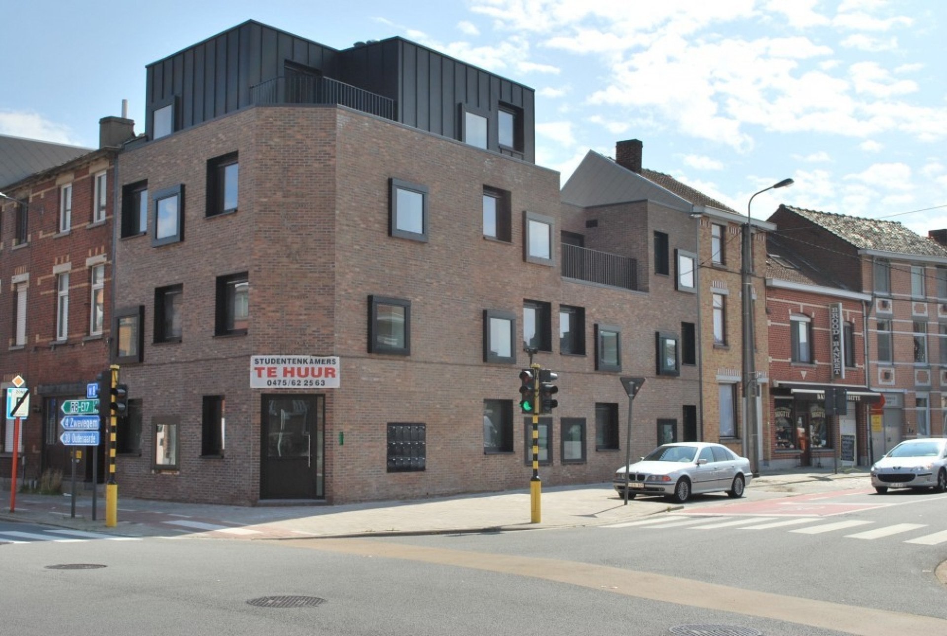 Kot Kortrijk - Kot van 17 m2 aan de Filip Van De Elzaslaan 122 Kamer 14 ...