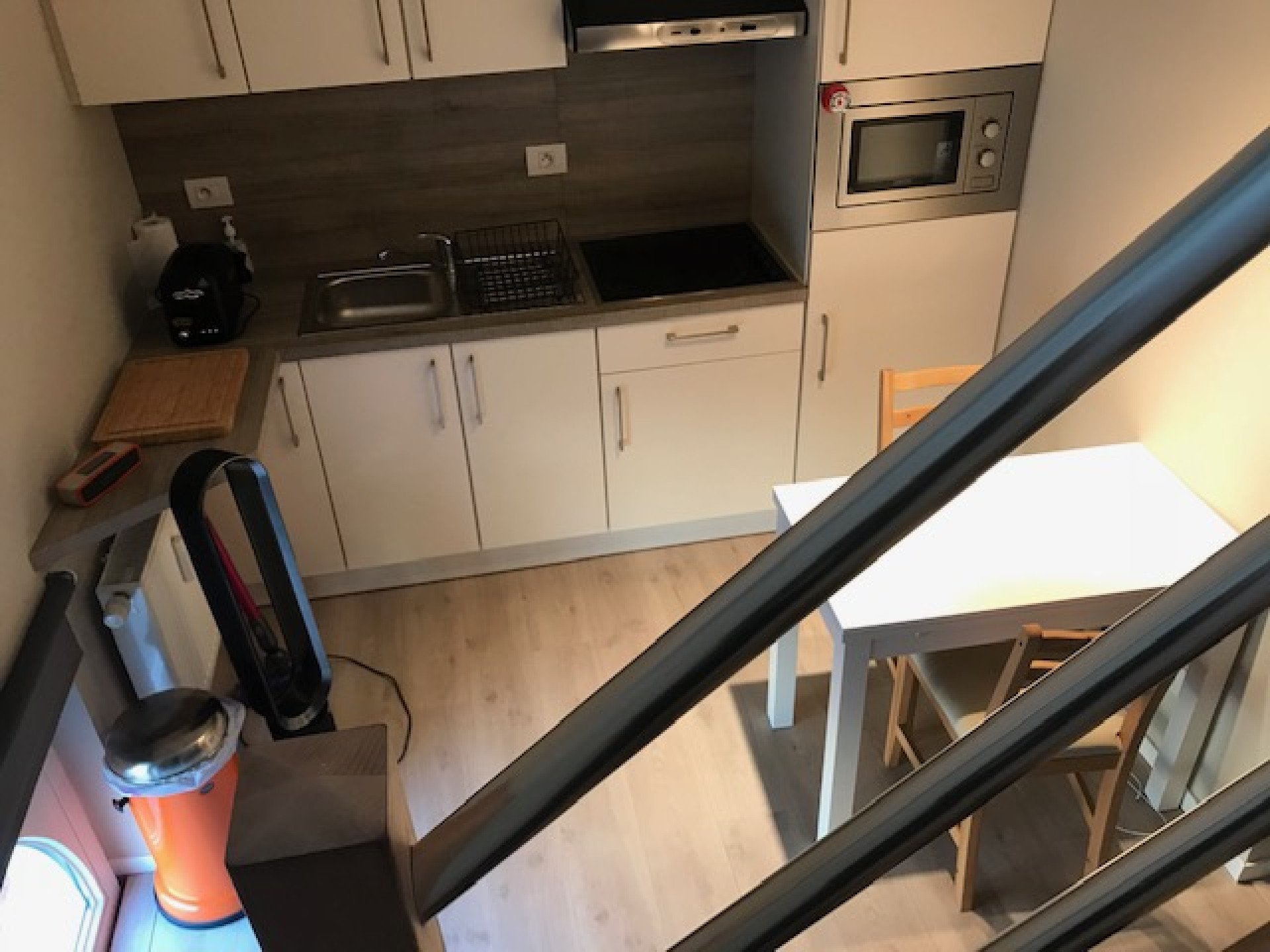 Kot Gent - Studio van 20 m2 aan de Sint-Amandstraat voor € 930 per ...