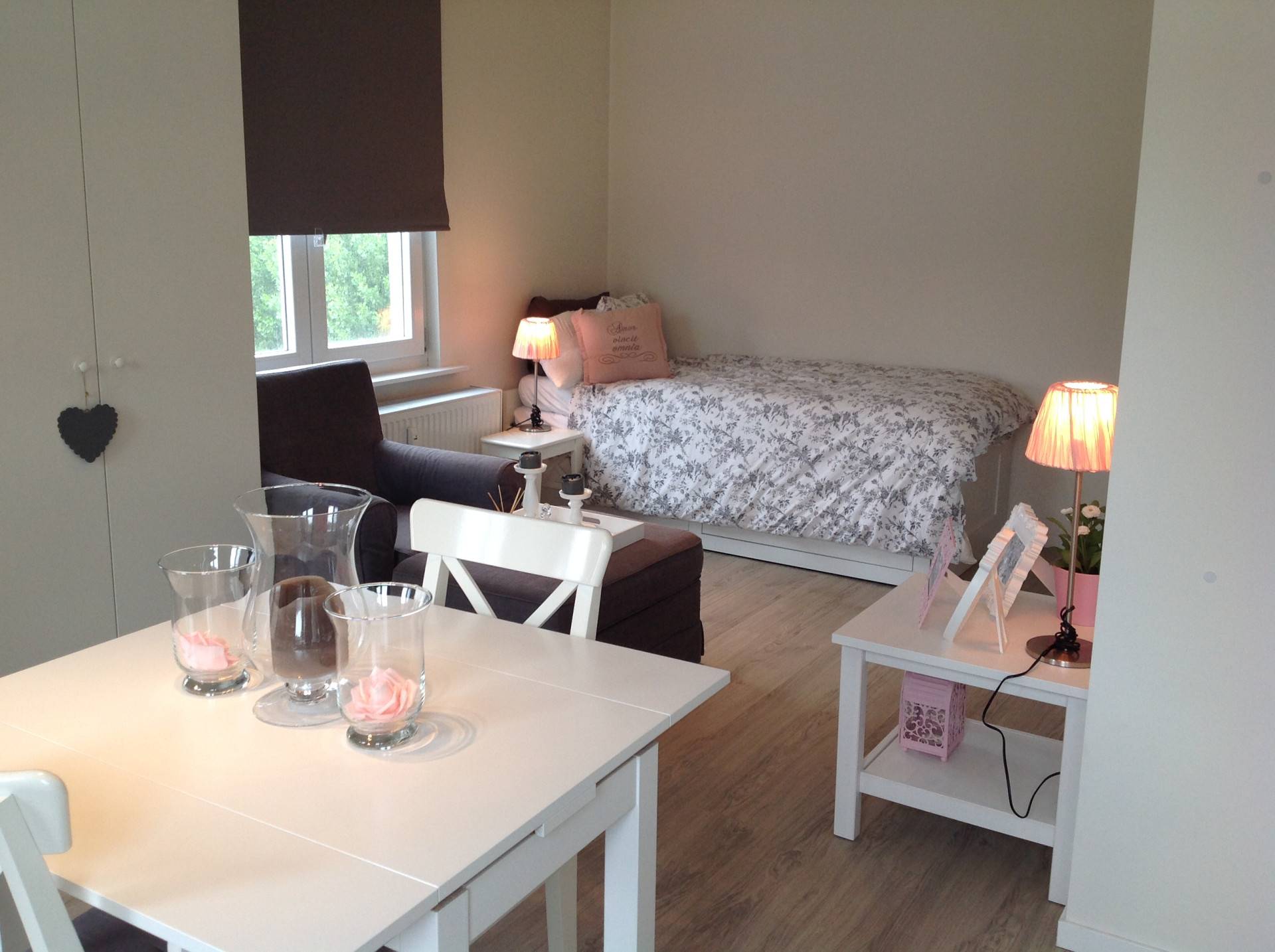 Kot Gent - Studio van 30 m2 aan de Sint-Amandstraat voor € 930 per ...
