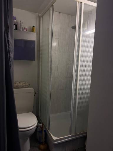 Kot Gent - Studio de 18 m2 situé Maria Van Boergondiëstraat de € 670 ...