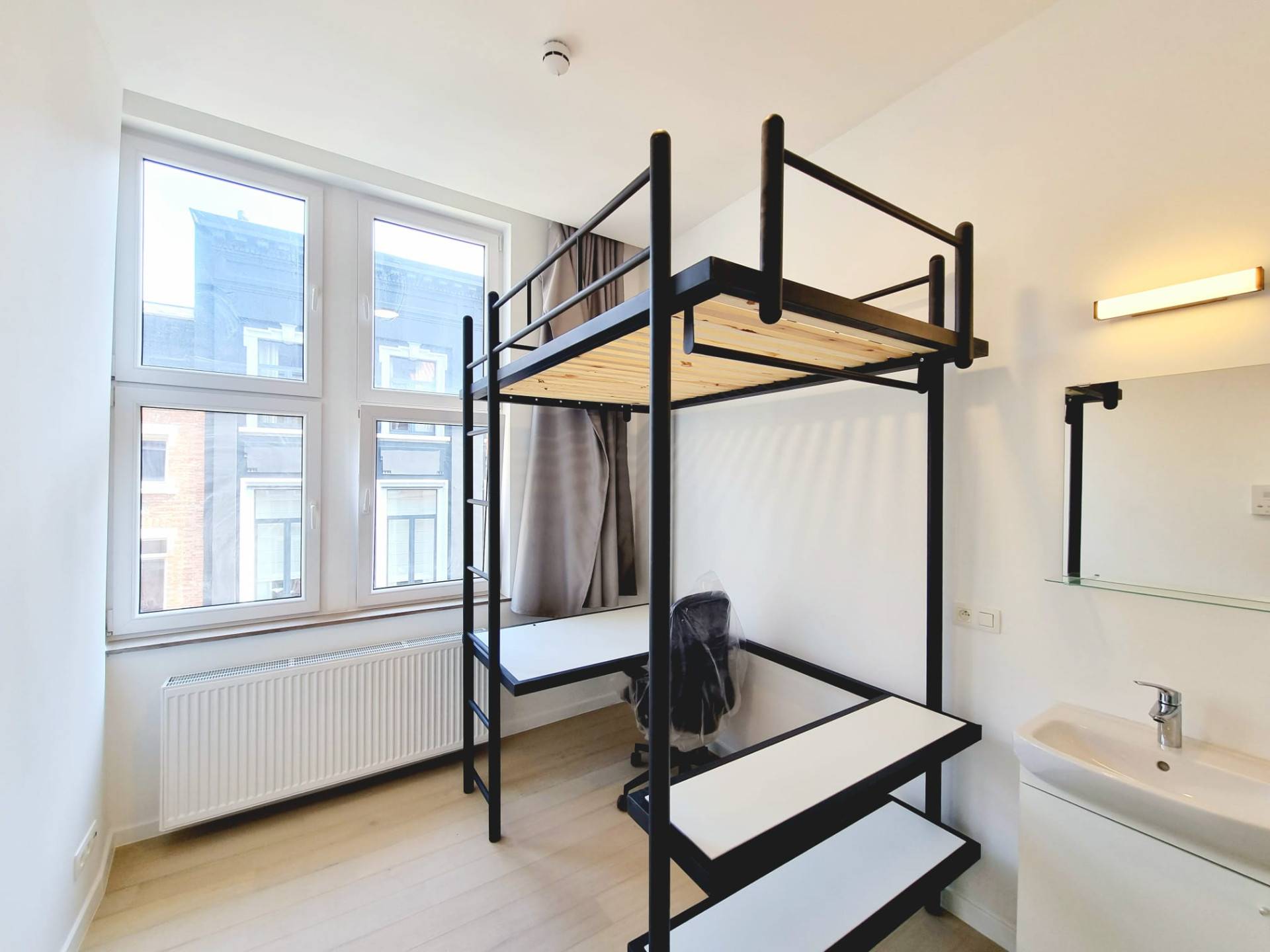 Kot Leuven - Kot van 11 m2 aan de Koning Leopold I-Straat voor € 680 ...