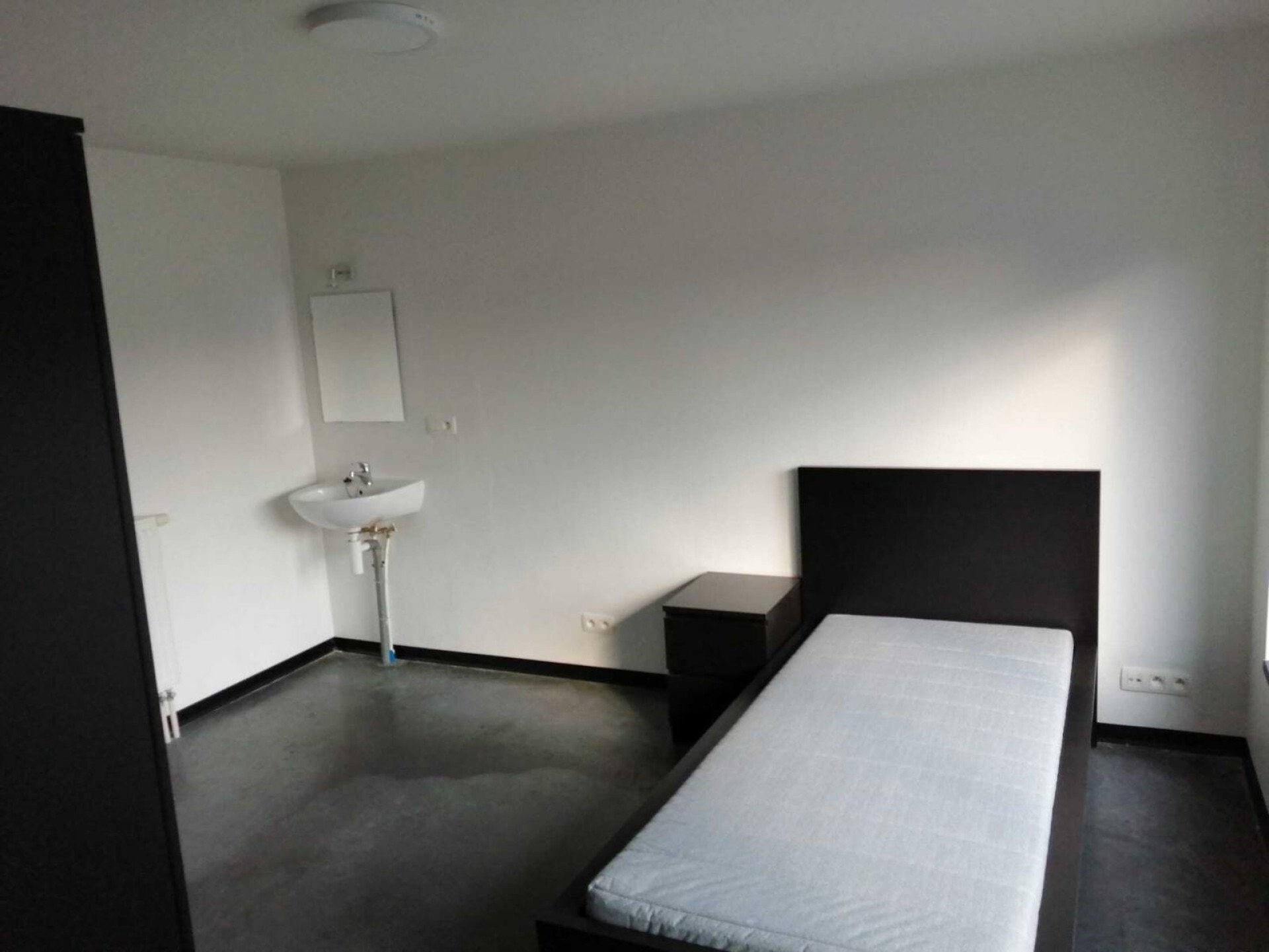 Kot Geel - Kot van 14 m2 aan de Holven voor € 300 per maand — iKot.be