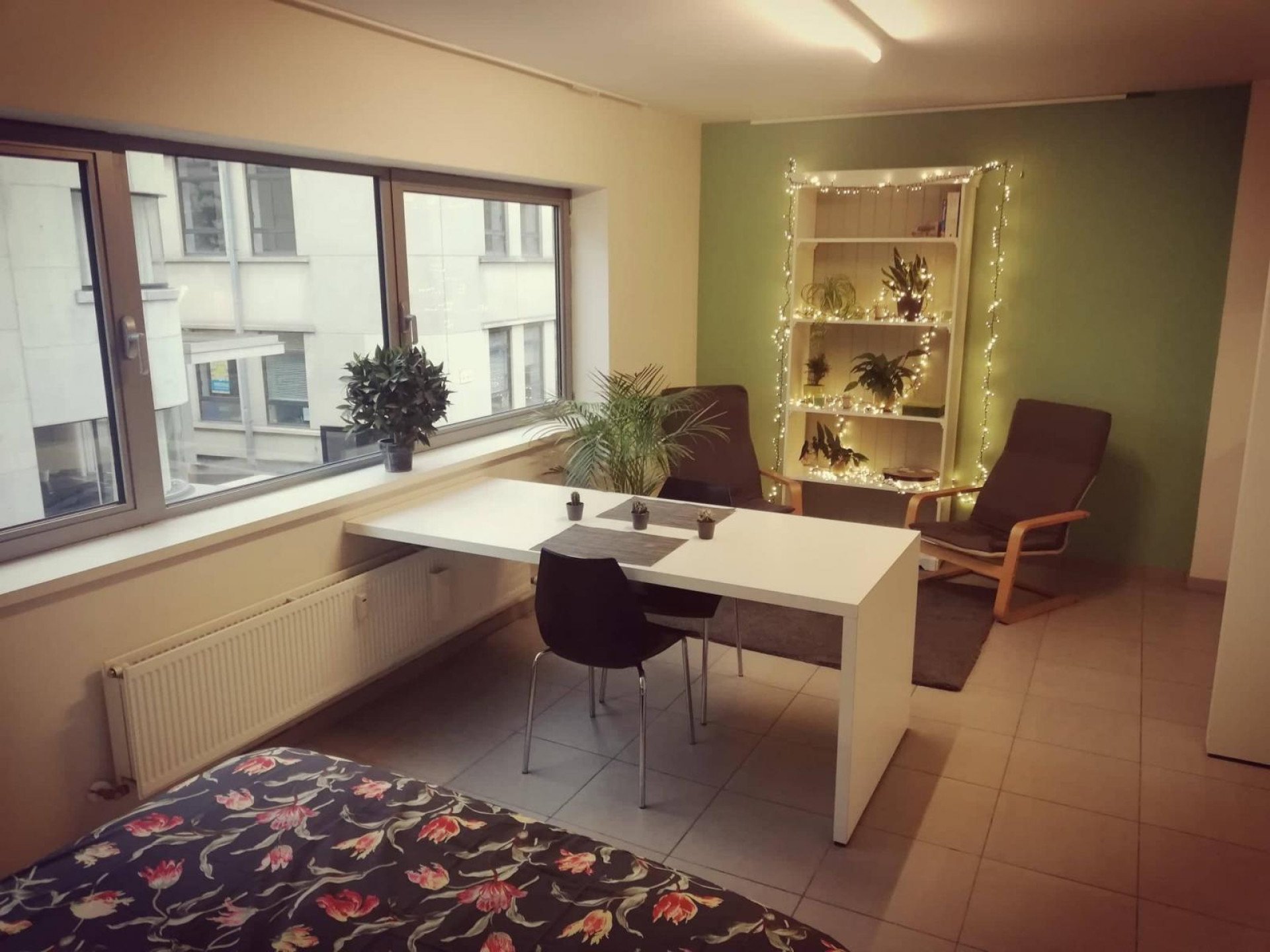 Kot Gent - Studio van 30 m2 aan de Sint Hubertusstraat voor € 680 per ...